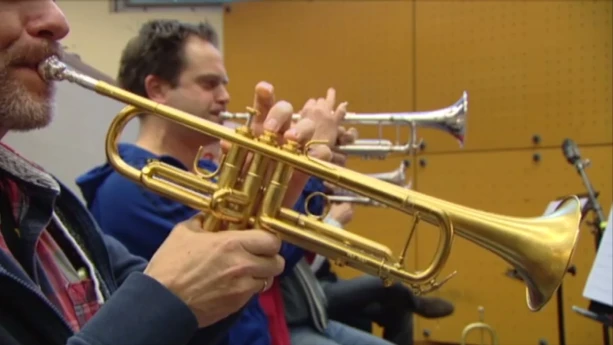 De koperblazers van het Metropole-orkest | Schooltv