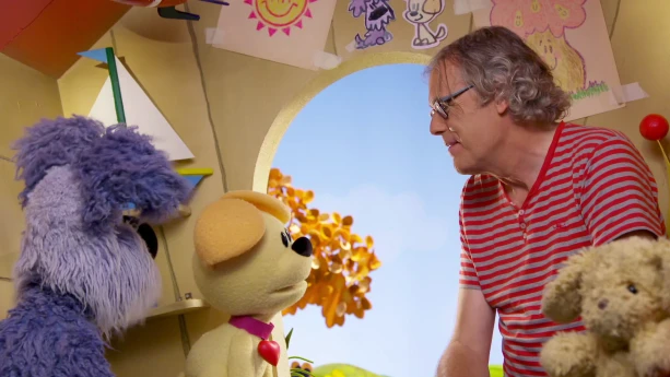 Govert Schilling leest voor | Voorlezen met Woezel & Pip | Schooltv