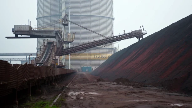 Hoe maak je ijzer en staal? | Schooltv