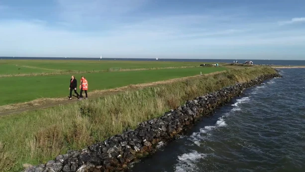 Wie gaat er over onze dijken? | Schooltv