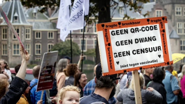 Beperken regels onze vrijheid? | Schooltv