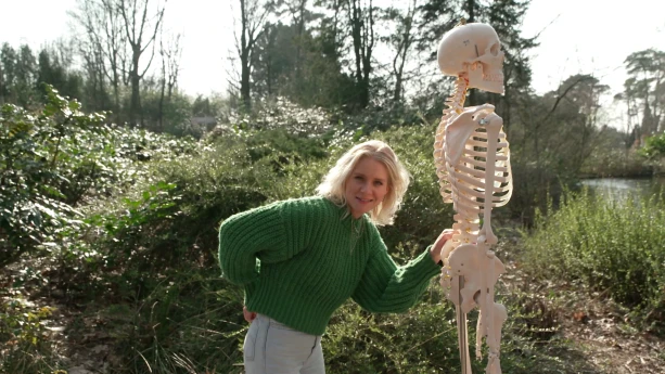 Waarom hebben we een stuitje? | Schooltv