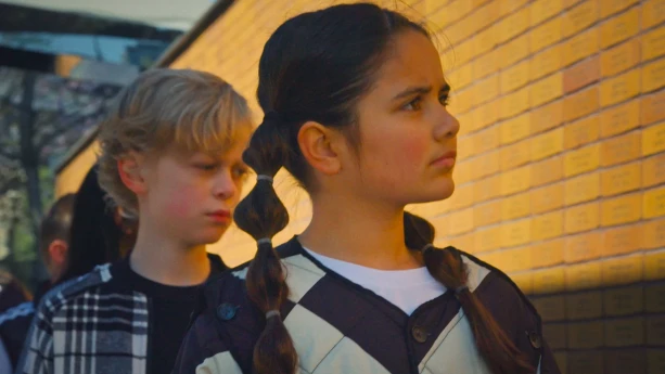 Twee minuten stilte (meezingversie) | Schooltv